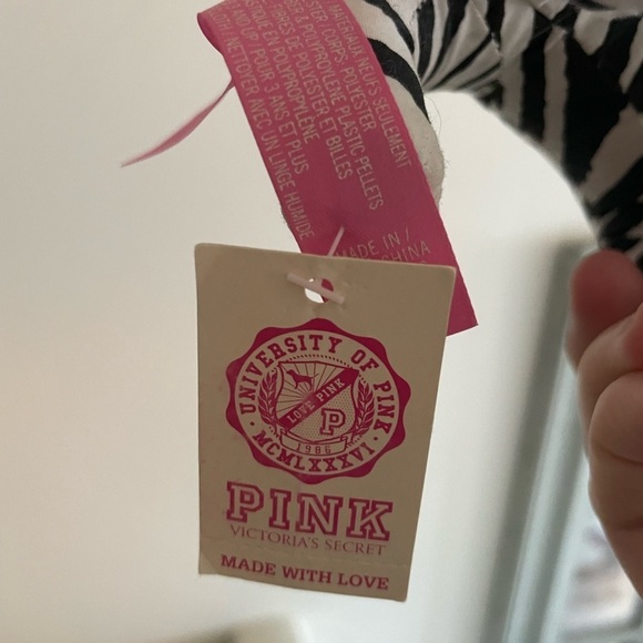Victoria's Secret | Bath & Body | Nwt Victorias Secret Pink Zebra Print ...